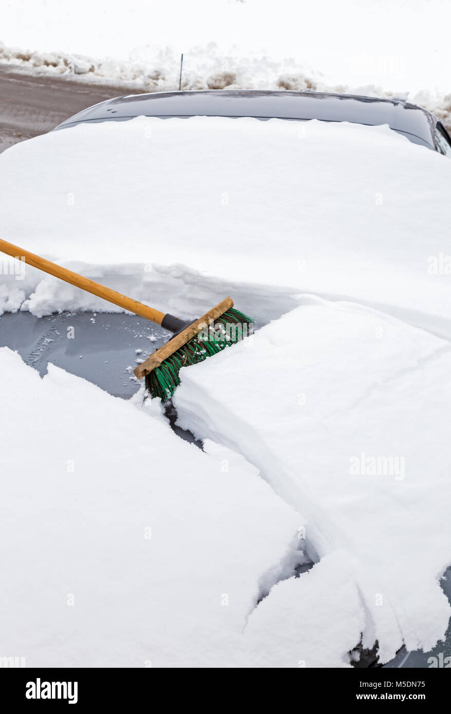Spazzare un parcheggio immagini e fotografie stock ad alta risoluzione ...