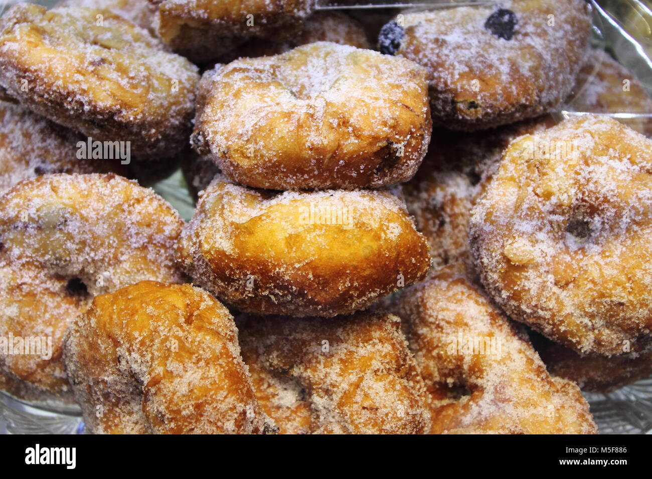 Tipico carnevale immagini e fotografie stock ad alta risoluzione - Alamy