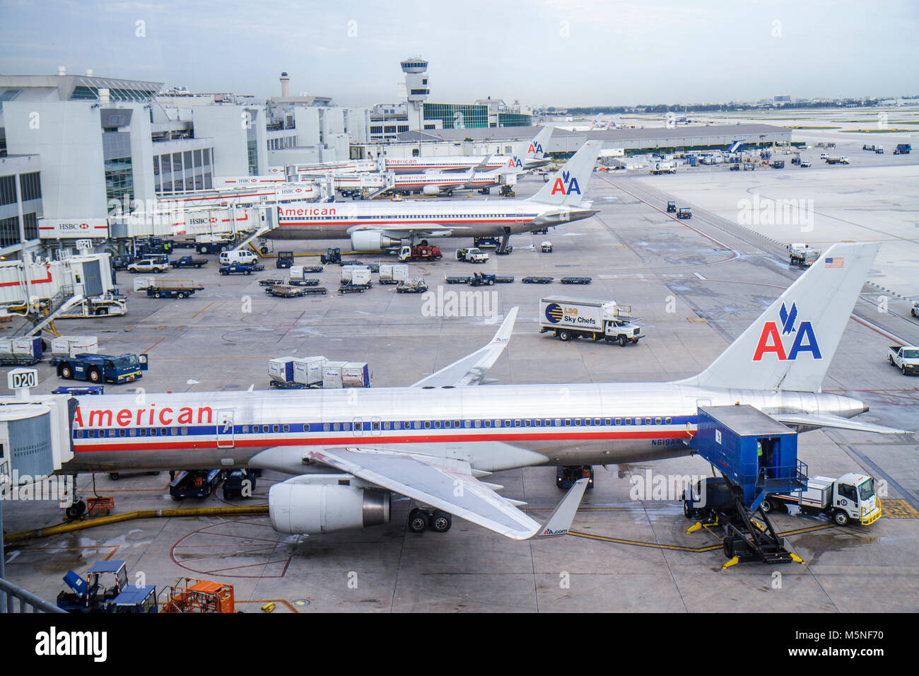 Miami Florida International Airport mia,gate,tarmac,American Airlines ...