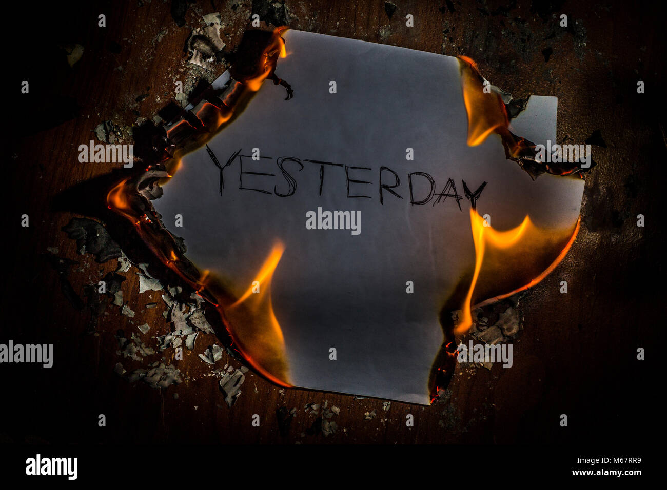 Fuoco in movimento immagini e fotografie stock ad alta risoluzione - Alamy