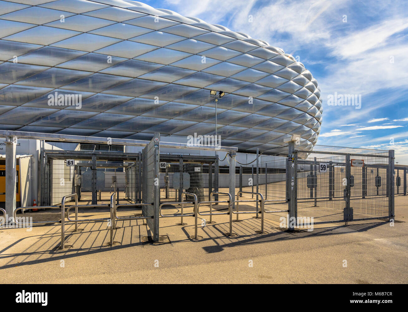 Allianz arena stadium immagini e fotografie stock ad alta risoluzione ...