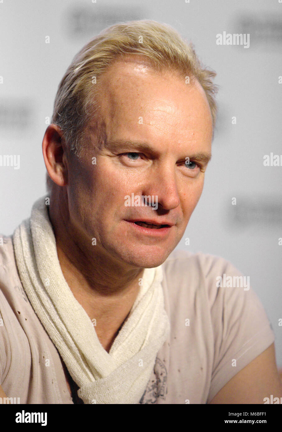 Sting; Gordon Sumner; Sumner; Polonia; RP; il cantante e compositore ...