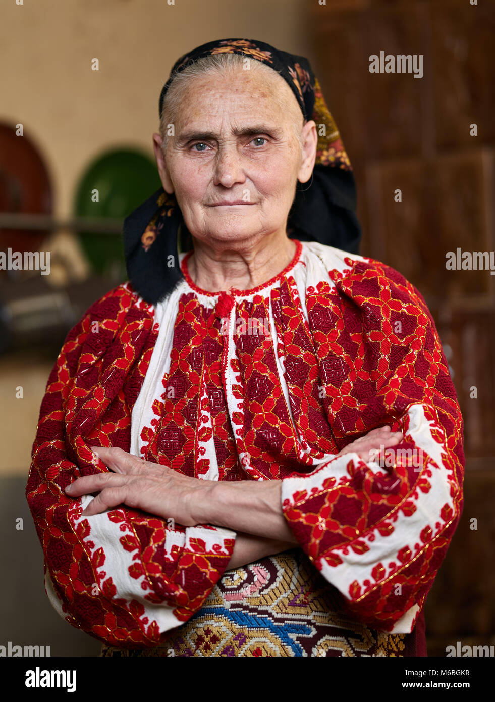 Romanian national costume immagini e fotografie stock ad alta ...