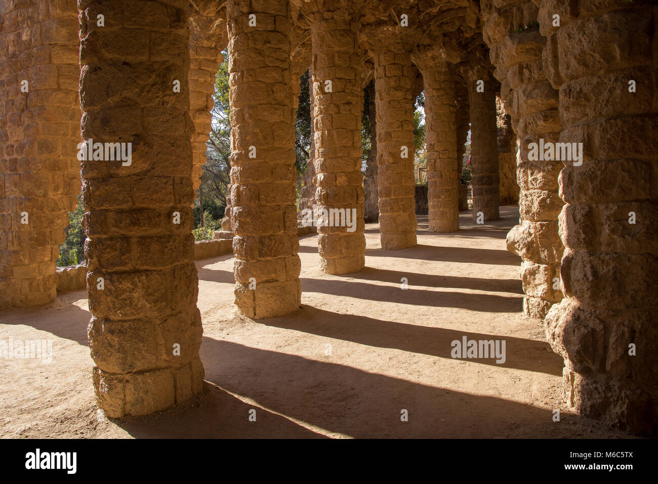 Linea di pilastri in pietra immagini e fotografie stock ad alta ...