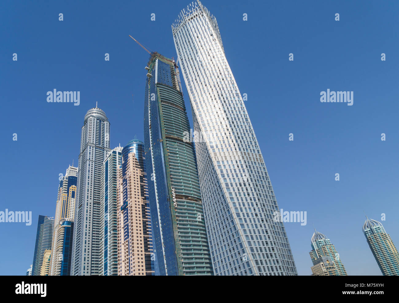 Grattacielo della torre cayan immagini e fotografie stock ad alta ...