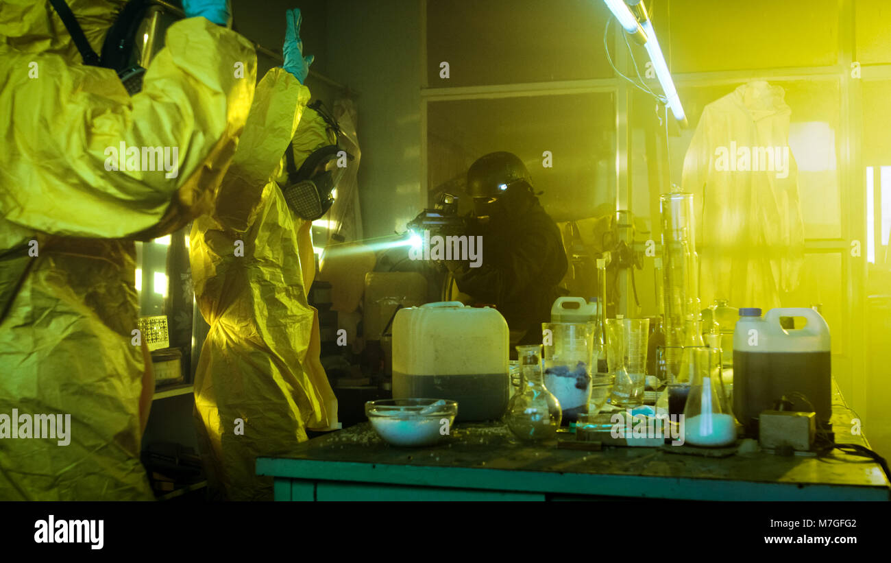 Narcotici della polizia immagini e fotografie stock ad alta risoluzione ...