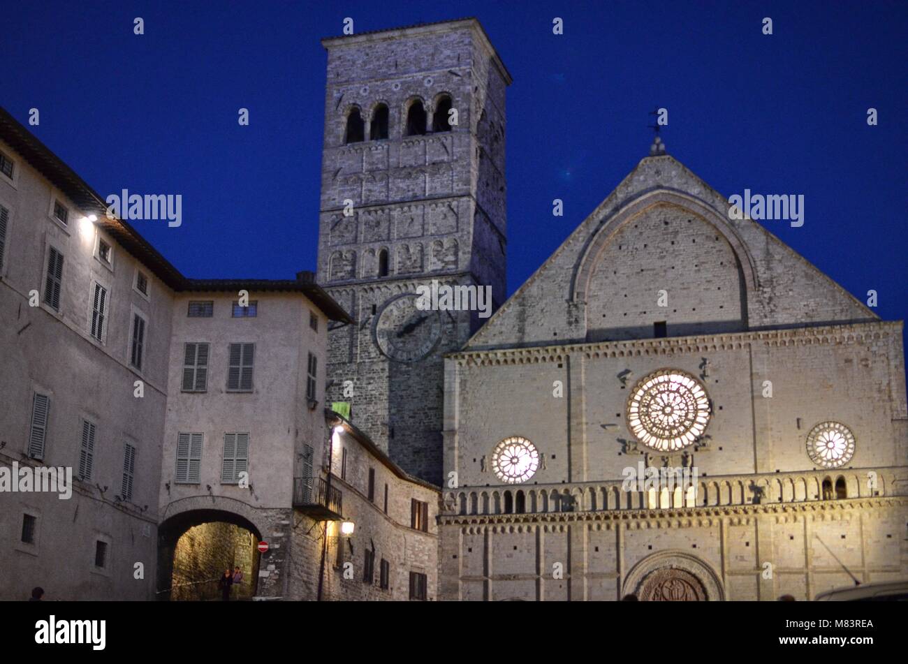 Tortuosa strada assisi immagini e fotografie stock ad alta risoluzione ...