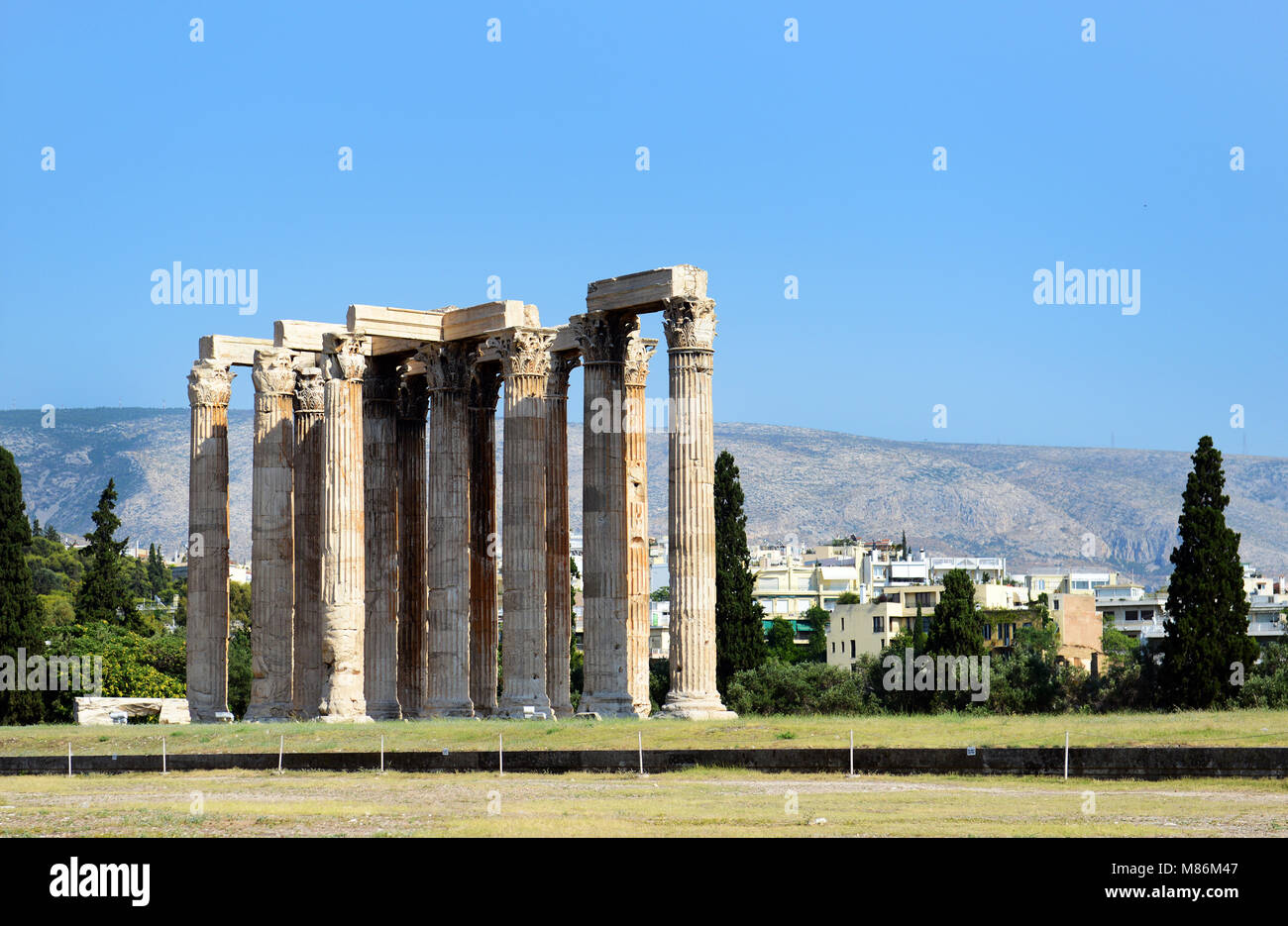 Tempio di zeus olimpico di atene immagini e fotografie stock ad alta ...