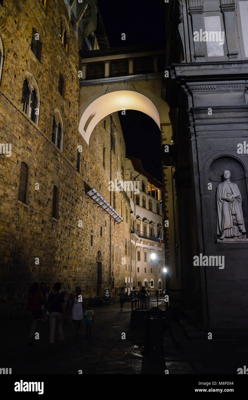 Palazzo della signoria firenze notte immagini e fotografie stock ad ...