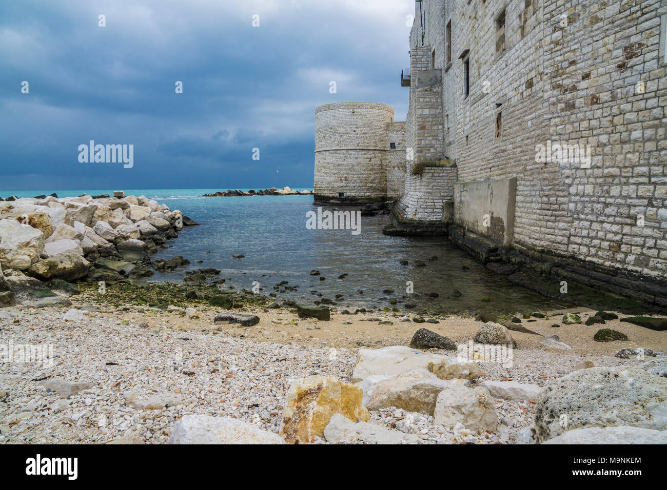 Molfetta old town immagini e fotografie stock ad alta risoluzione - Alamy
