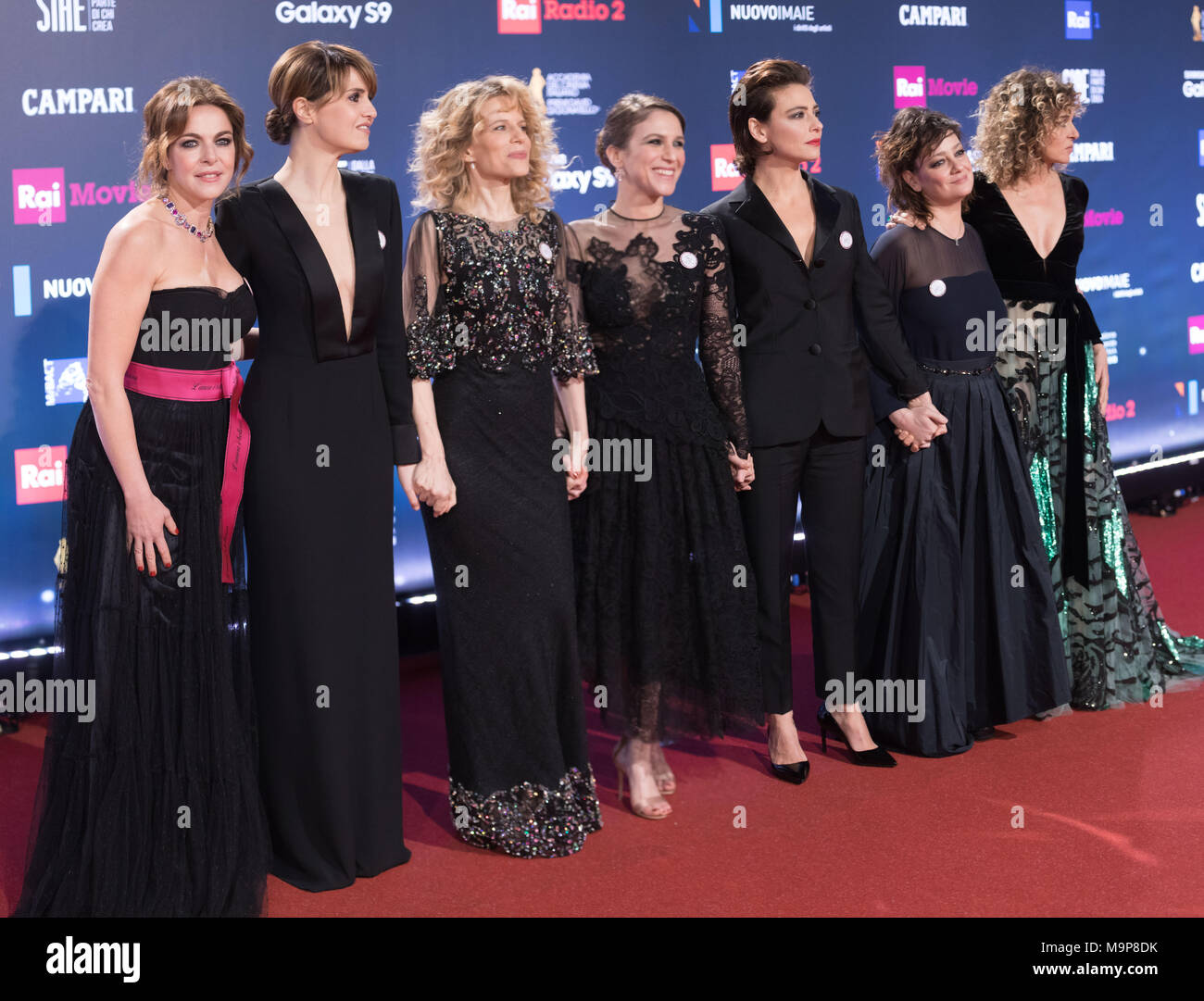 Valeria Golino, Paola Cortellesi, Jasmine Trinca, Giovanna Mezzogiorno ...