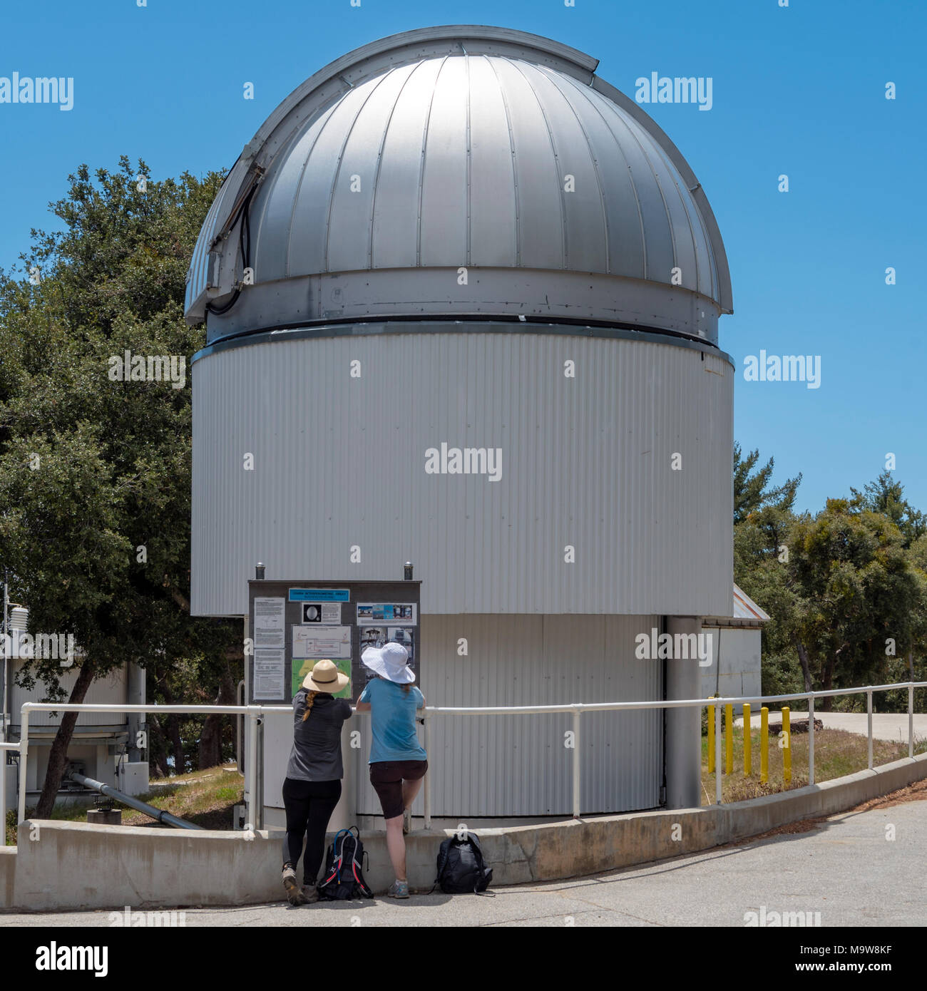 Il Centro di Alta risoluzione angolare astronomia (CHARA) sul monte ...