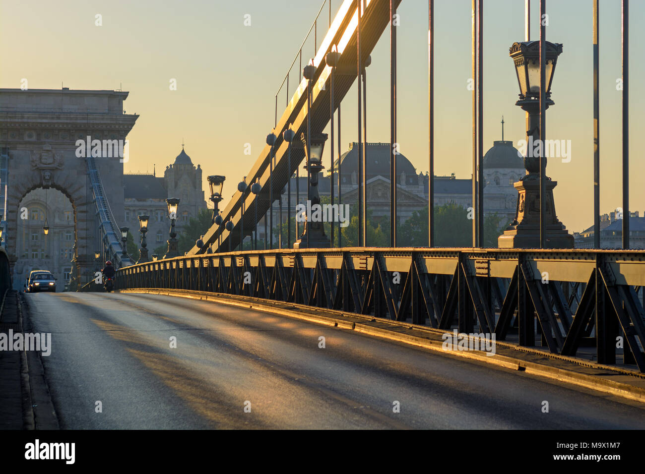 Ponte sospeso budapest immagini e fotografie stock ad alta risoluzione ...
