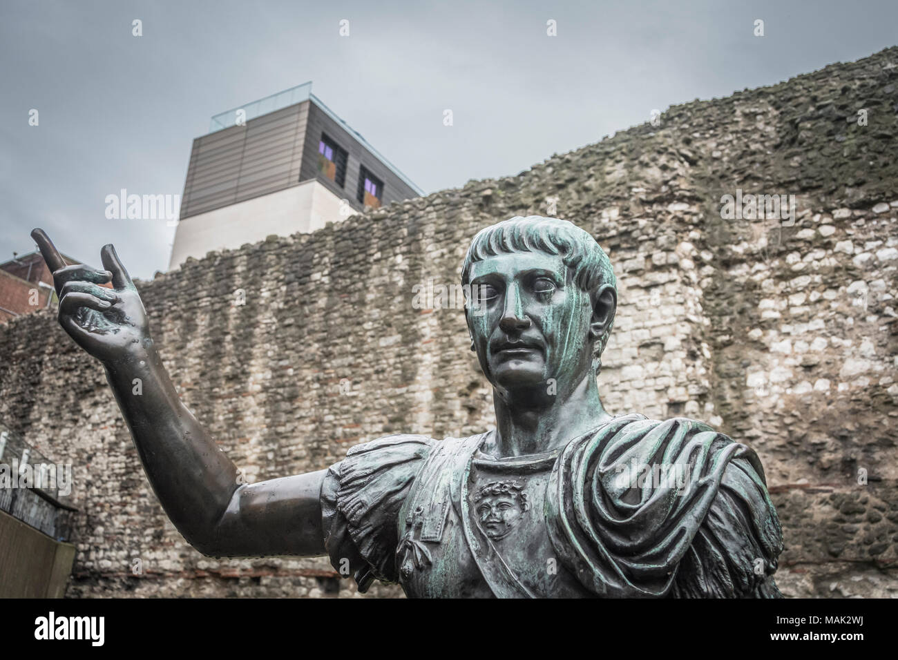 Imperator caesar nerva trajanus divi nervae filius augustus immagini e ...