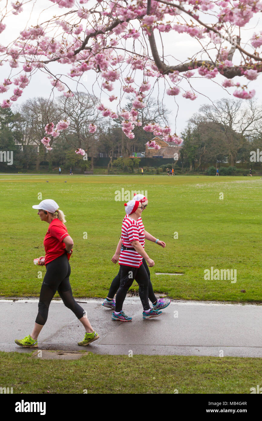 Wheres wally immagini e fotografie stock ad alta risoluzione - Alamy