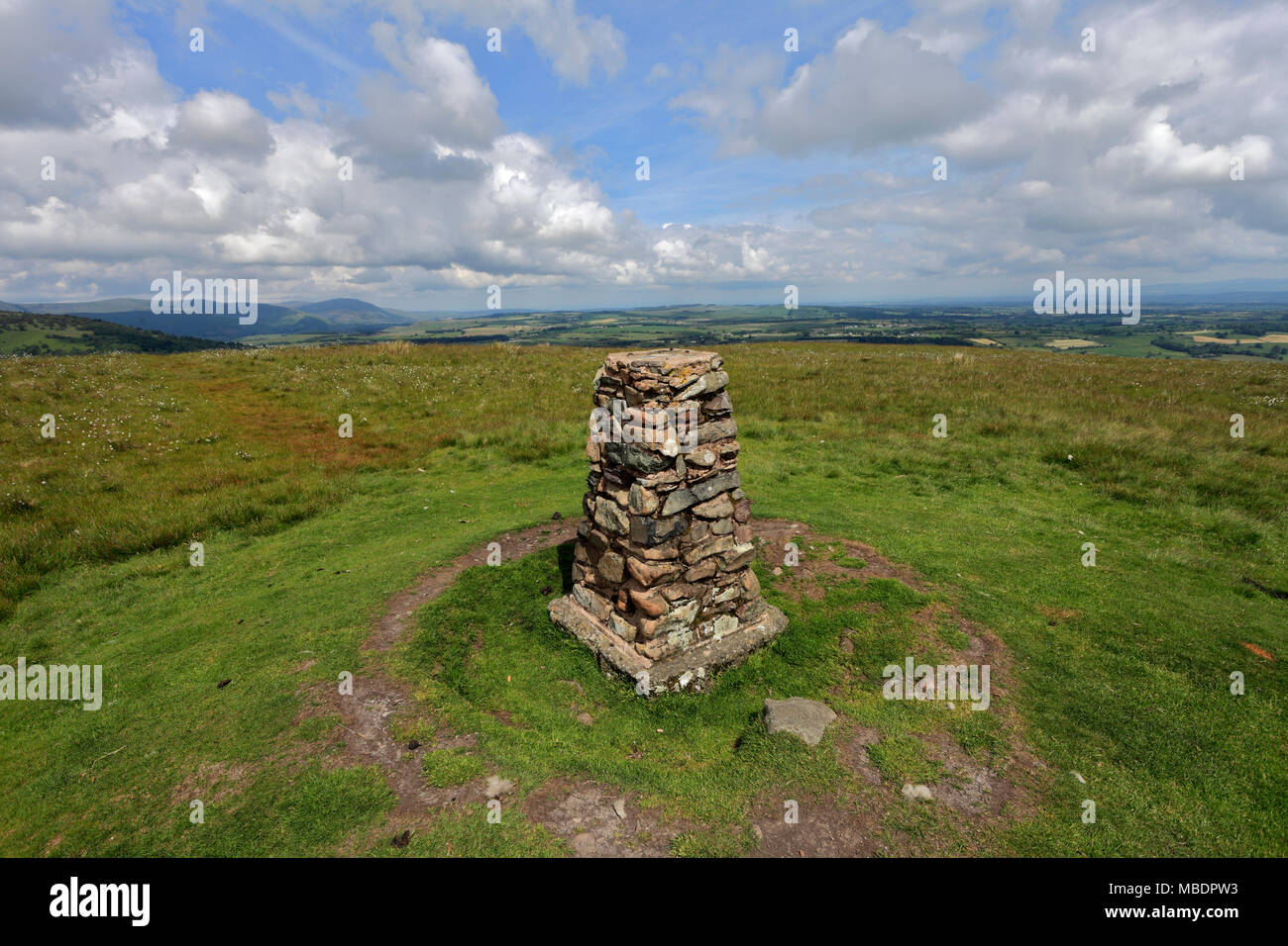 Il punto di os trig mina cadde immagini e fotografie stock ad alta ...
