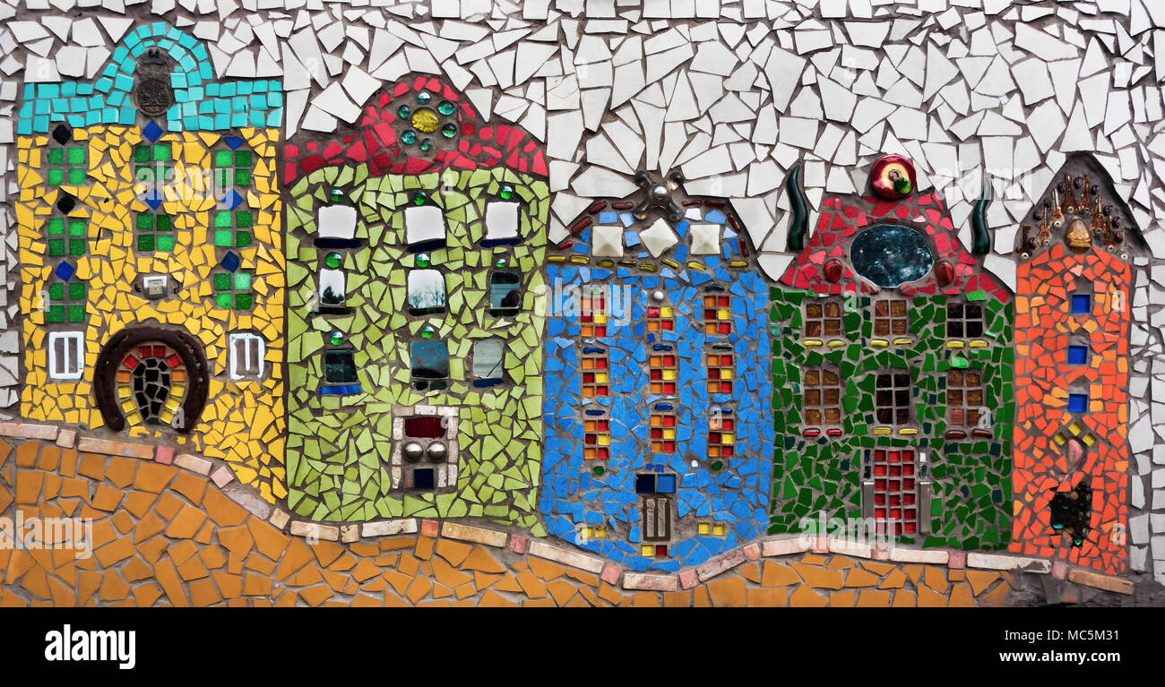 Casette ceramica immagini e fotografie stock ad alta risoluzione - Alamy