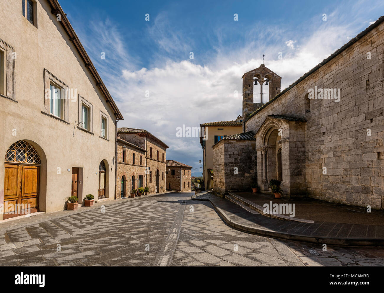 San quirico toscana immagini e fotografie stock ad alta risoluzione - Alamy