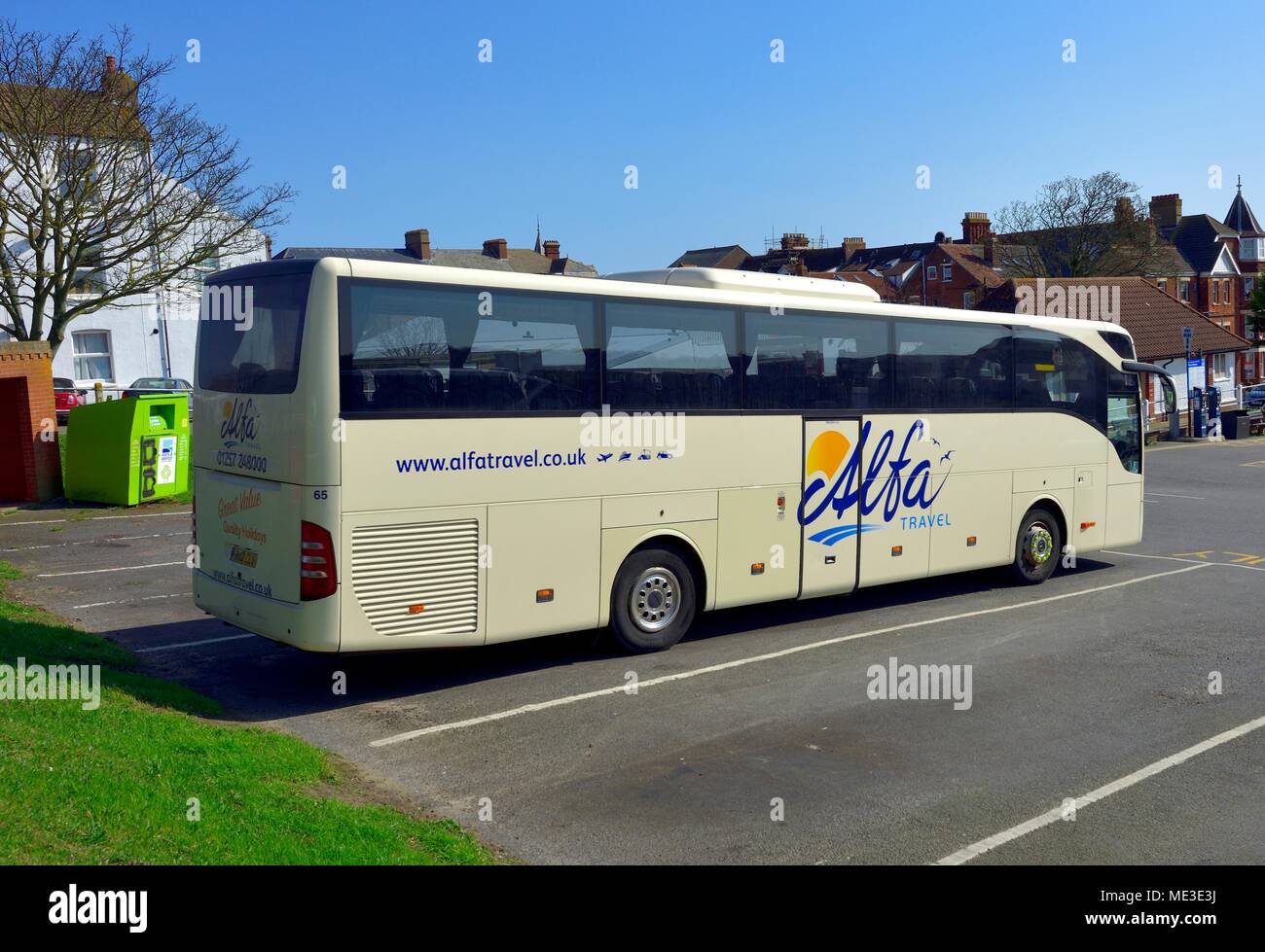 Mercedes benz tourismo coach immagini e fotografie stock ad alta risoluzione - Alamy