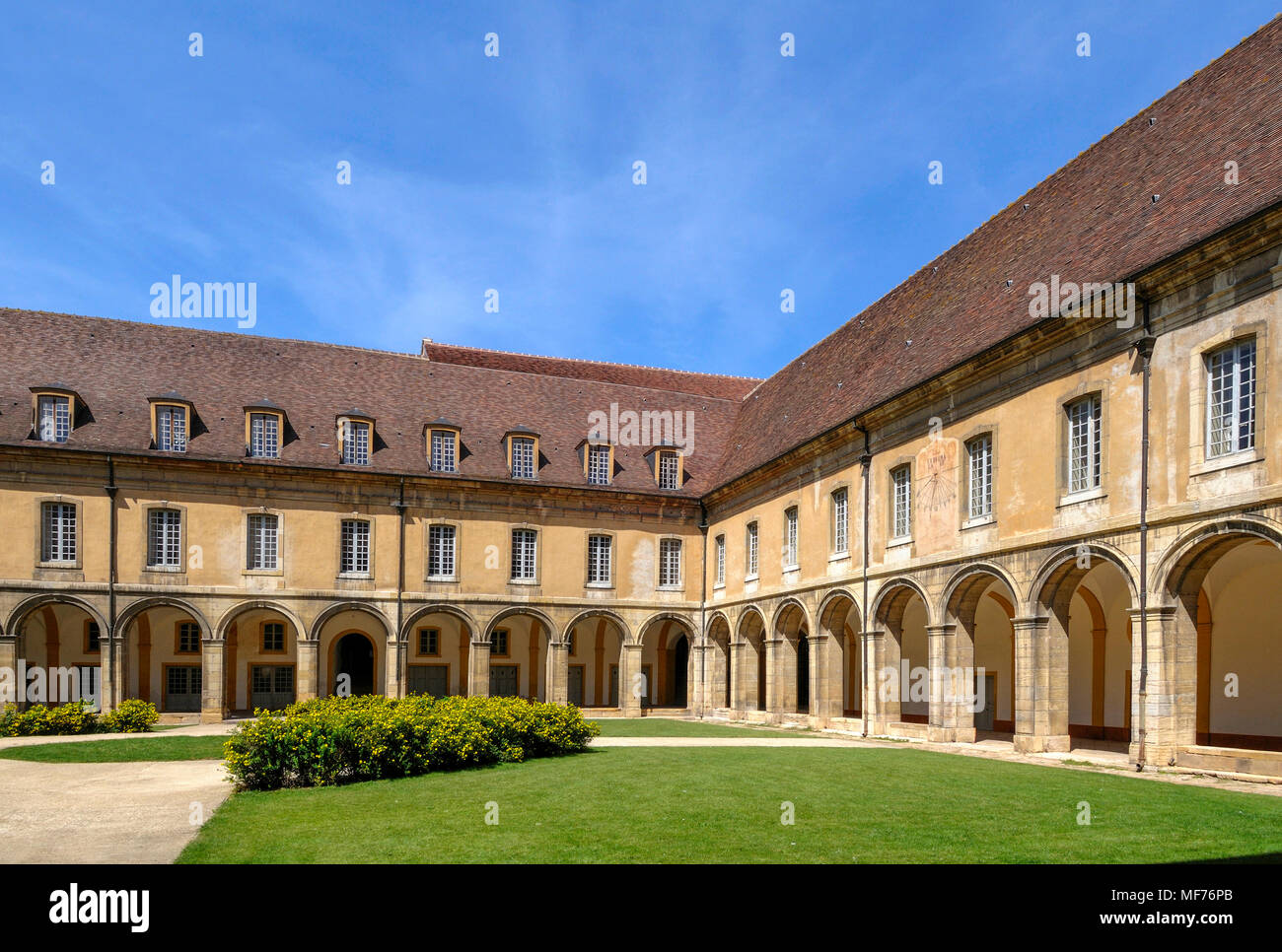 Monastero di cluny immagini e fotografie stock ad alta risoluzione - Alamy