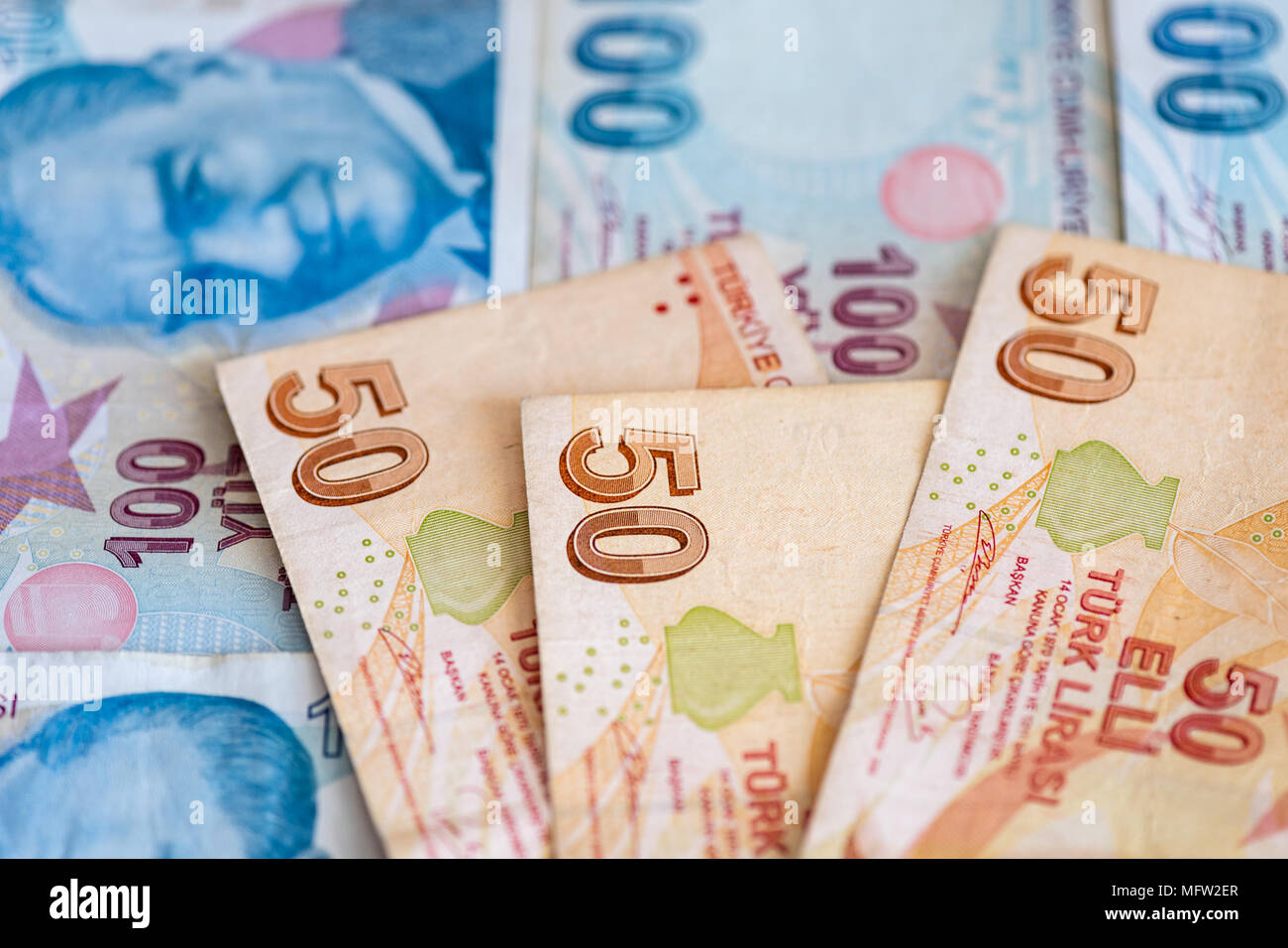 Simbolo della lira turca immagini e fotografie stock ad alta ...