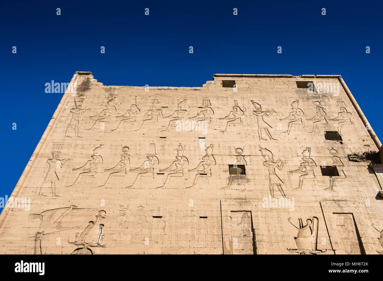 Tempio tolemaico di Horus, (Edfu Idfu, Edfou, Behdet), Egitto Foto ...