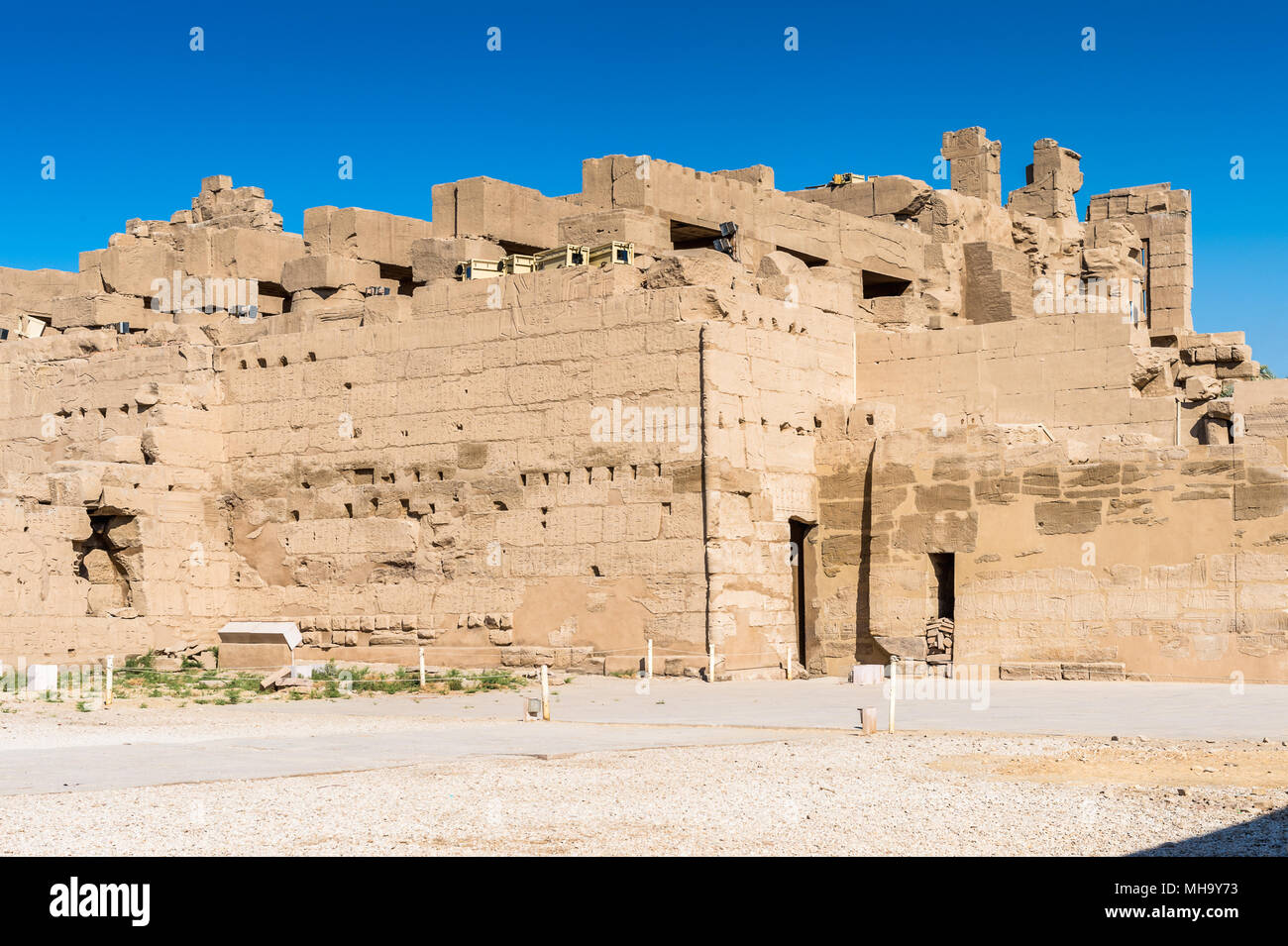 Le pareti del tempio di Karnak Luxor Egitto (Antica Tebe con la sua ...