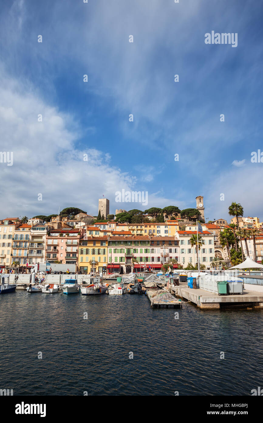 Cannes vecchia città immagini e fotografie stock ad alta risoluzione ...