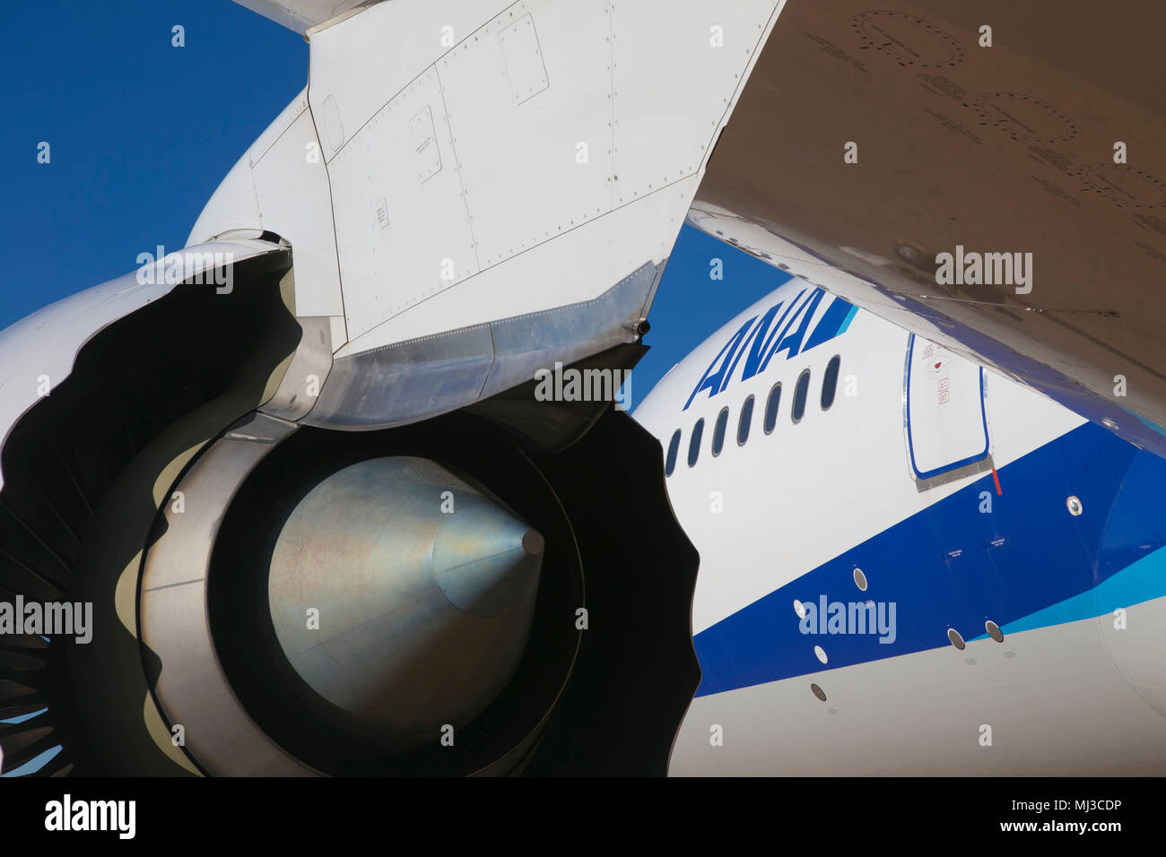 Aereo di linea del motore immagini e fotografie stock ad alta ...
