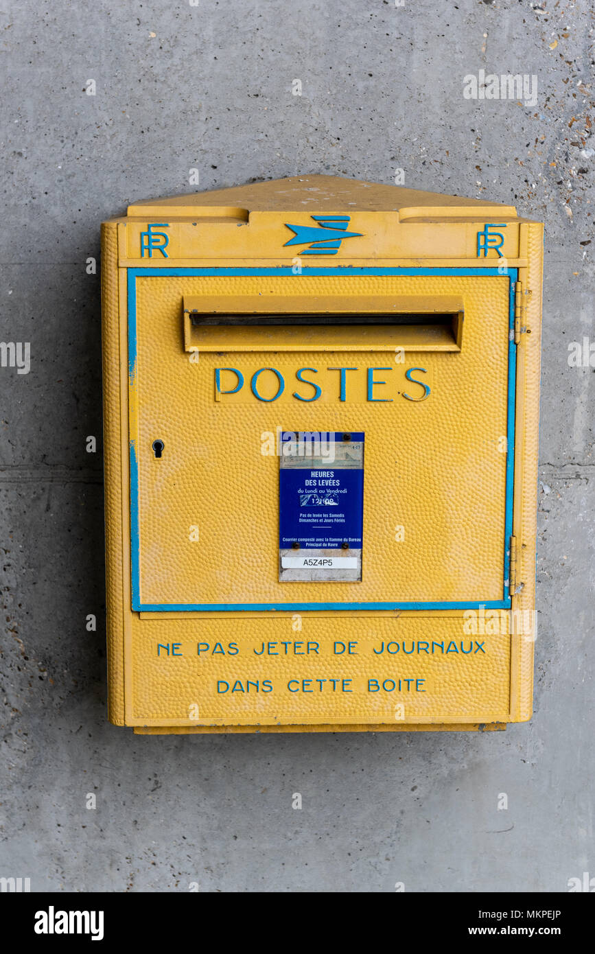 Cassetta delle lettere francese immagini e fotografie stock ad alta ...