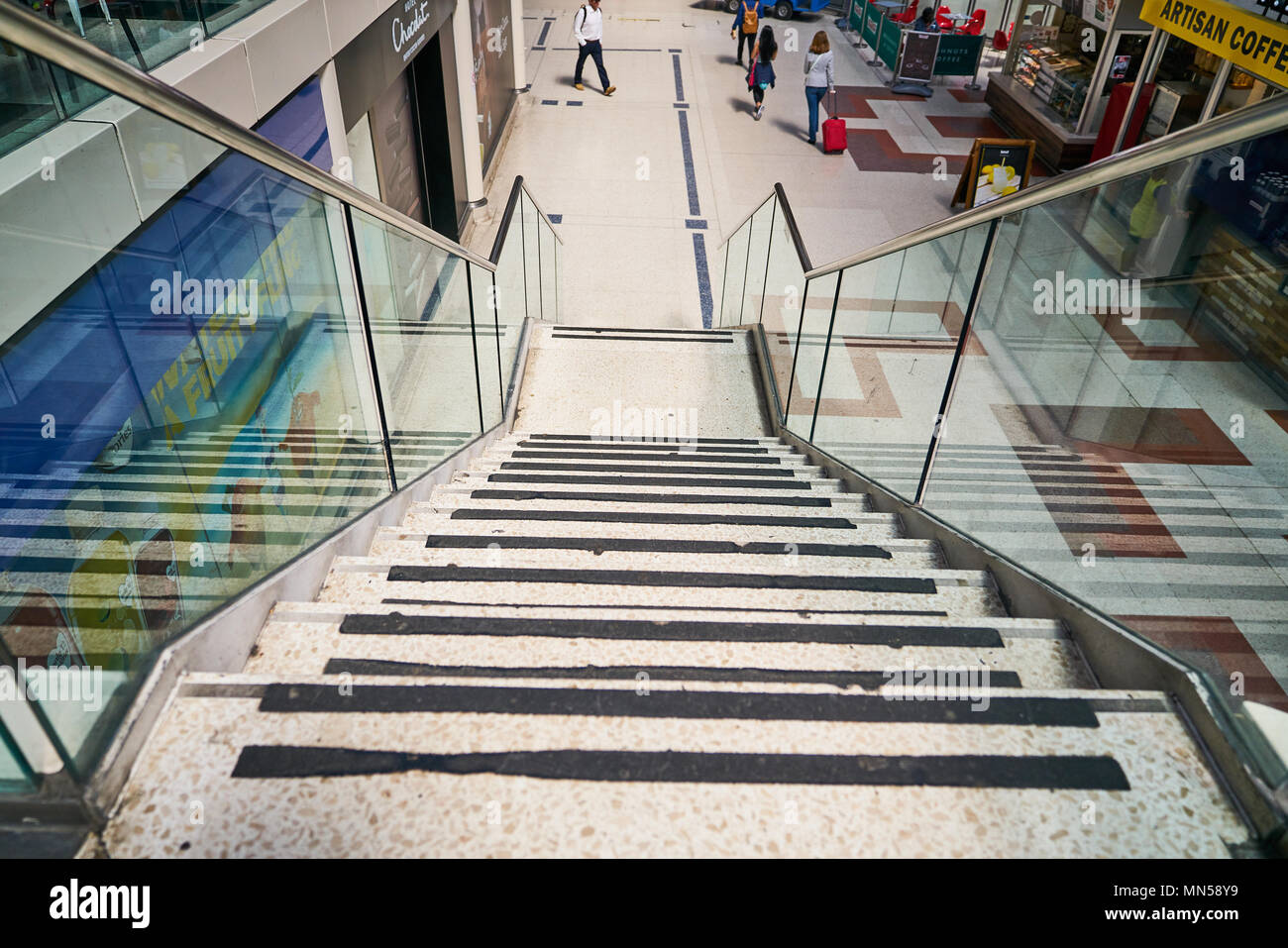 Le scale quante sono i gradini immagini e fotografie stock ad alta ...