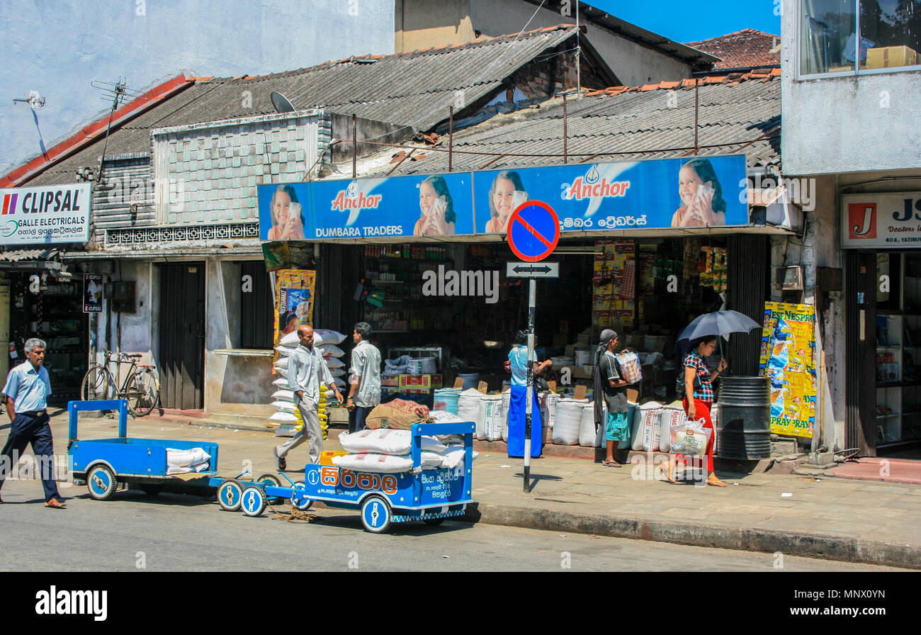 Shopping a kandy sri lanka immagini e fotografie stock ad alta ...