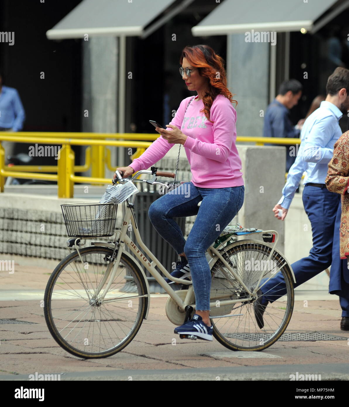 Efe bal immagini e fotografie stock ad alta risoluzione - Alamy