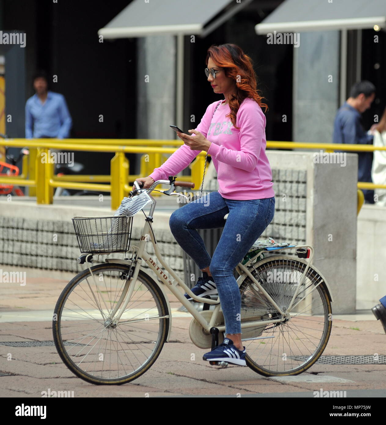 Efe bal immagini e fotografie stock ad alta risoluzione - Alamy