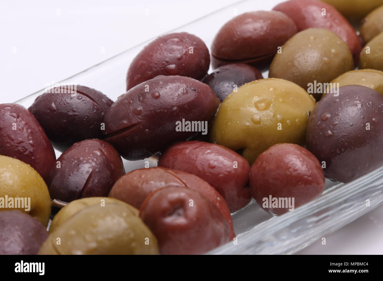 Olive marinate miste immagini e fotografie stock ad alta risoluzione ...