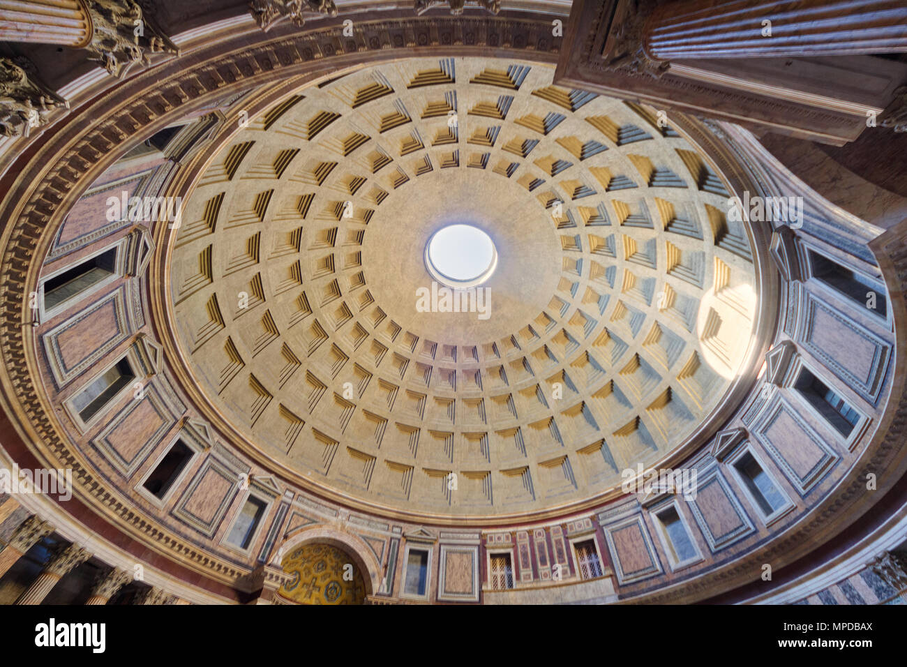 Roman concrete immagini e fotografie stock ad alta risoluzione - Alamy