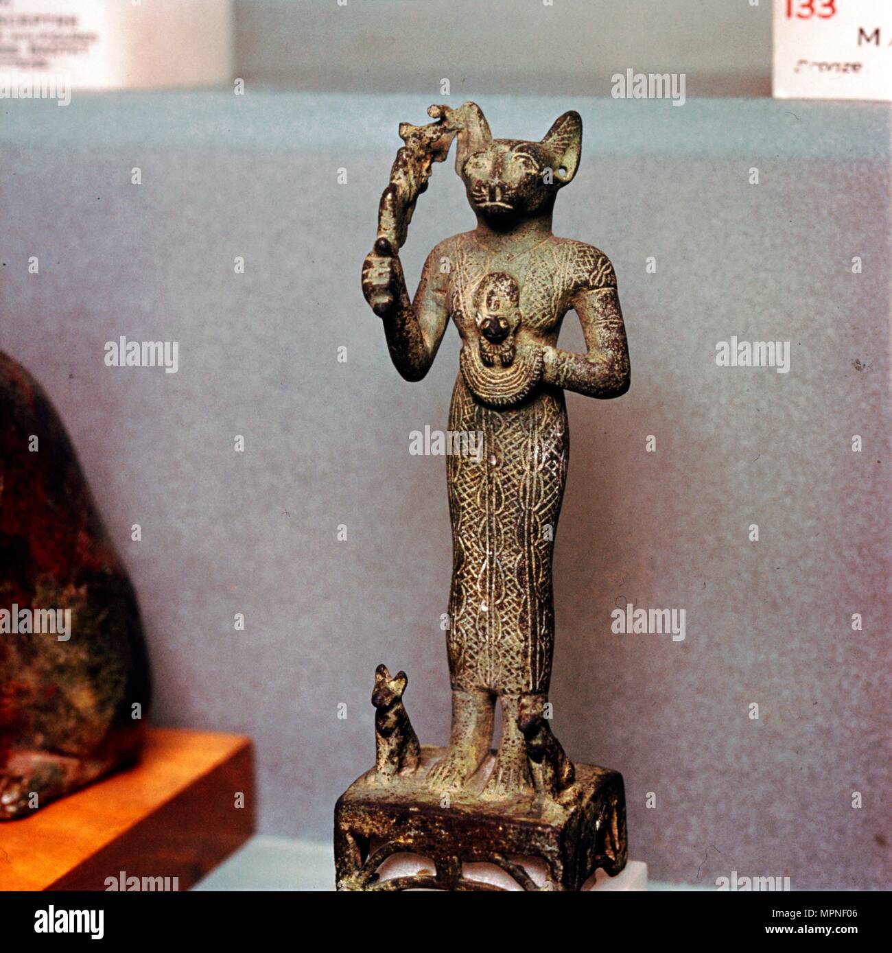 Bastet della dea egizia immagini e fotografie stock ad alta risoluzione ...