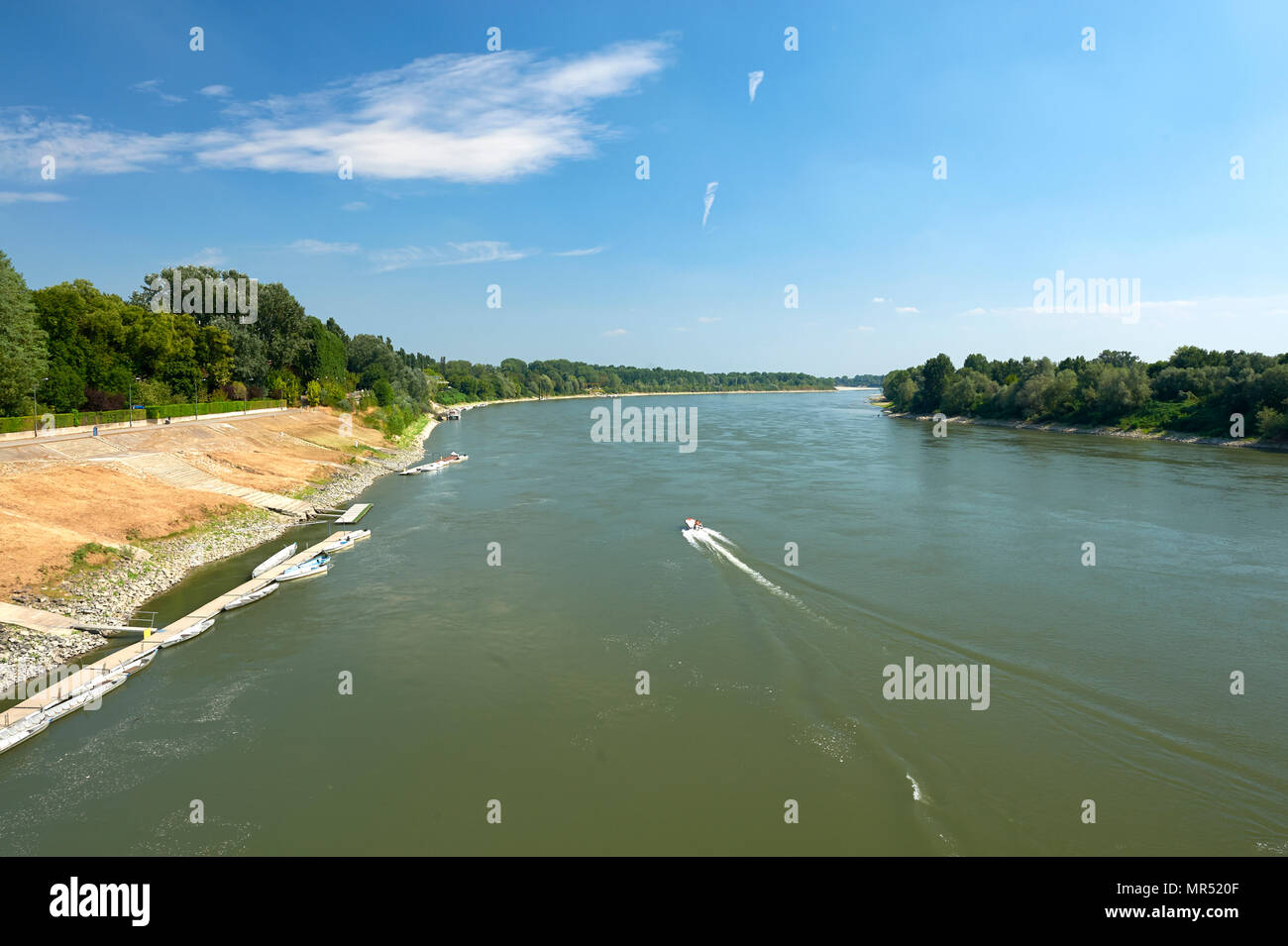 Fiume po immagini e fotografie stock ad alta risoluzione - Alamy