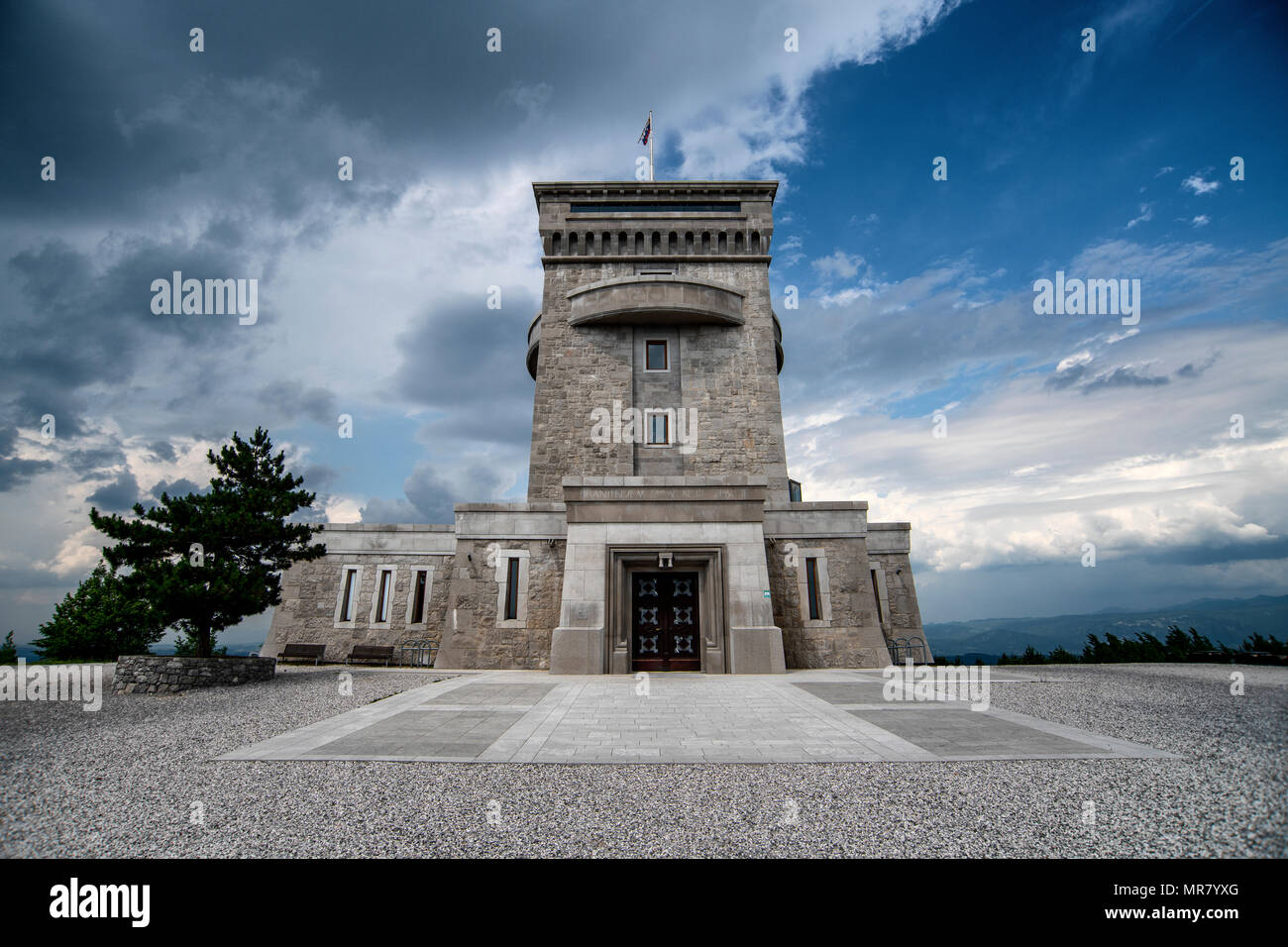 Il Cerje monumento, un memoriale per i difensori della patria slovena ...