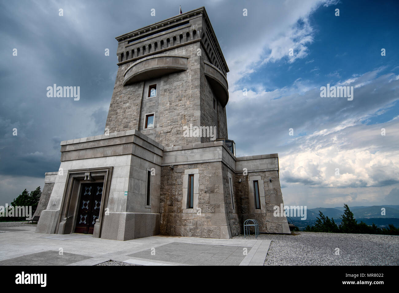 Il Cerje monumento, un memoriale per i difensori della patria slovena ...