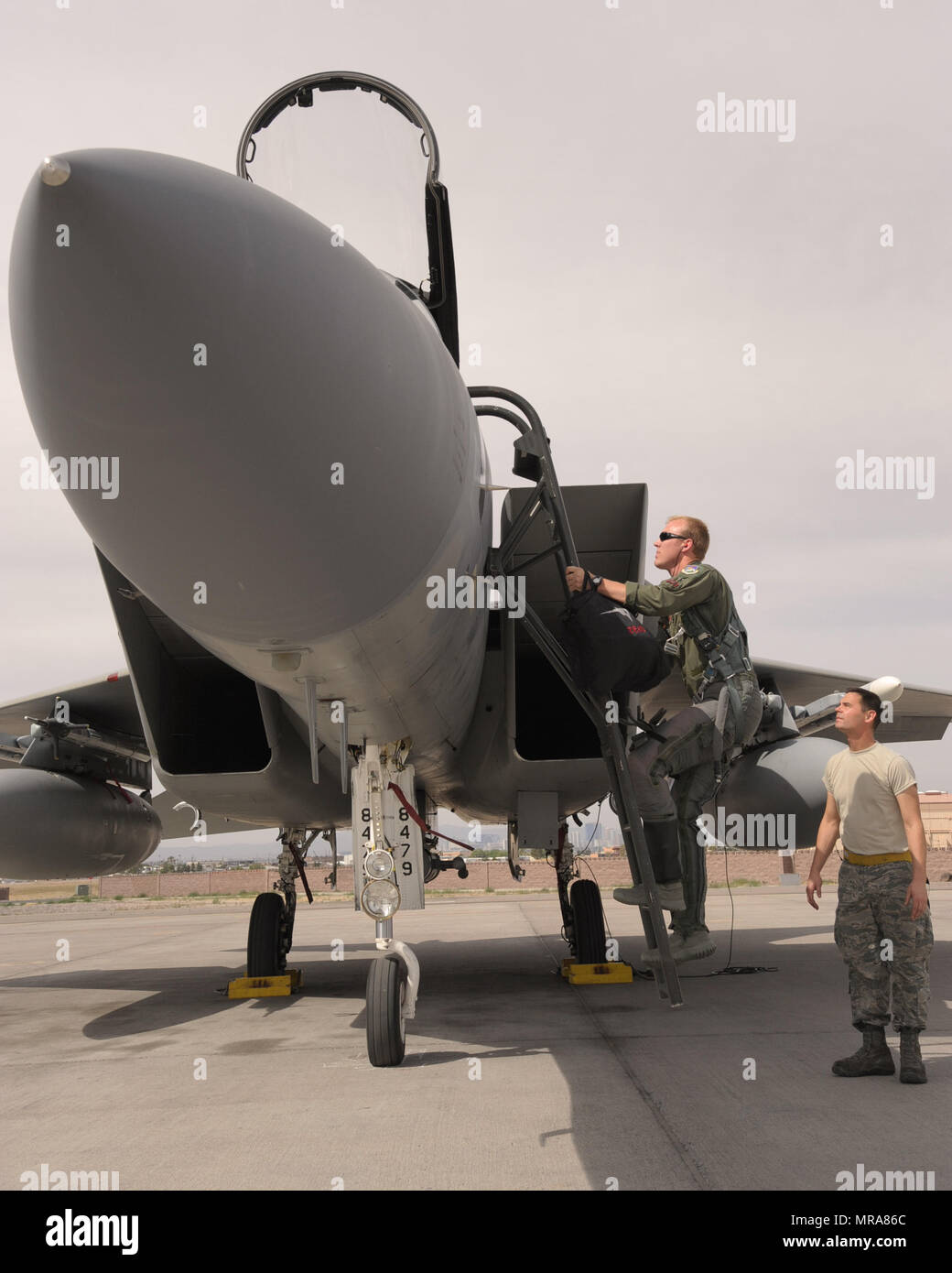 Oregon Air National Guard Capt. Joshua Pfeifer, assegnato al 123Fighter ...