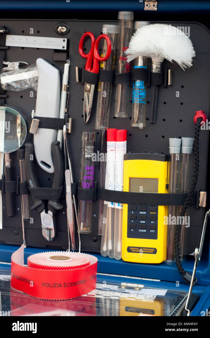 Attrezzatura forense immagini e fotografie stock ad alta risoluzione ...