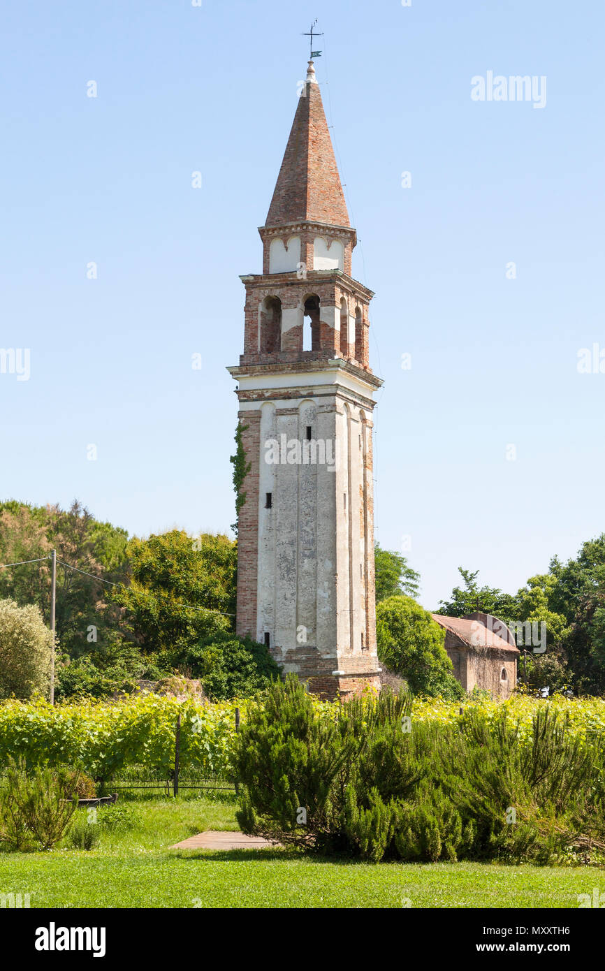 L'antica torre campanaria del monastero di Santa Caterina, Mazzorbo ...