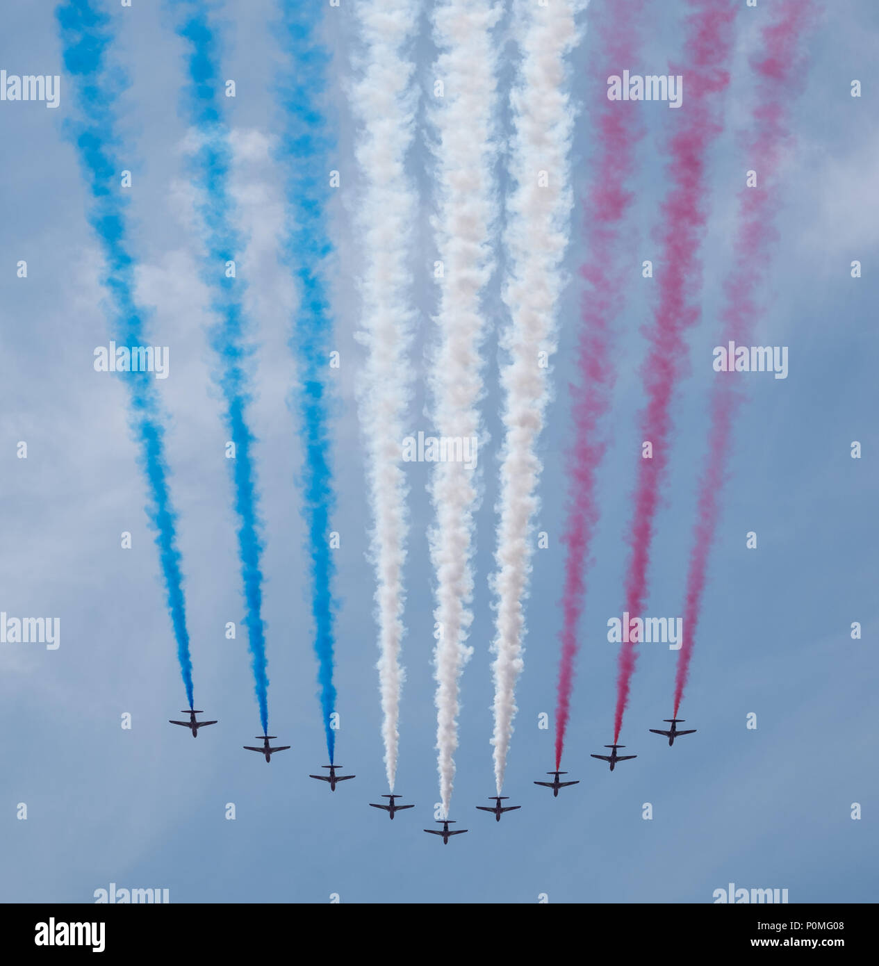Trooping il flypast di colore immagini e fotografie stock ad alta ...