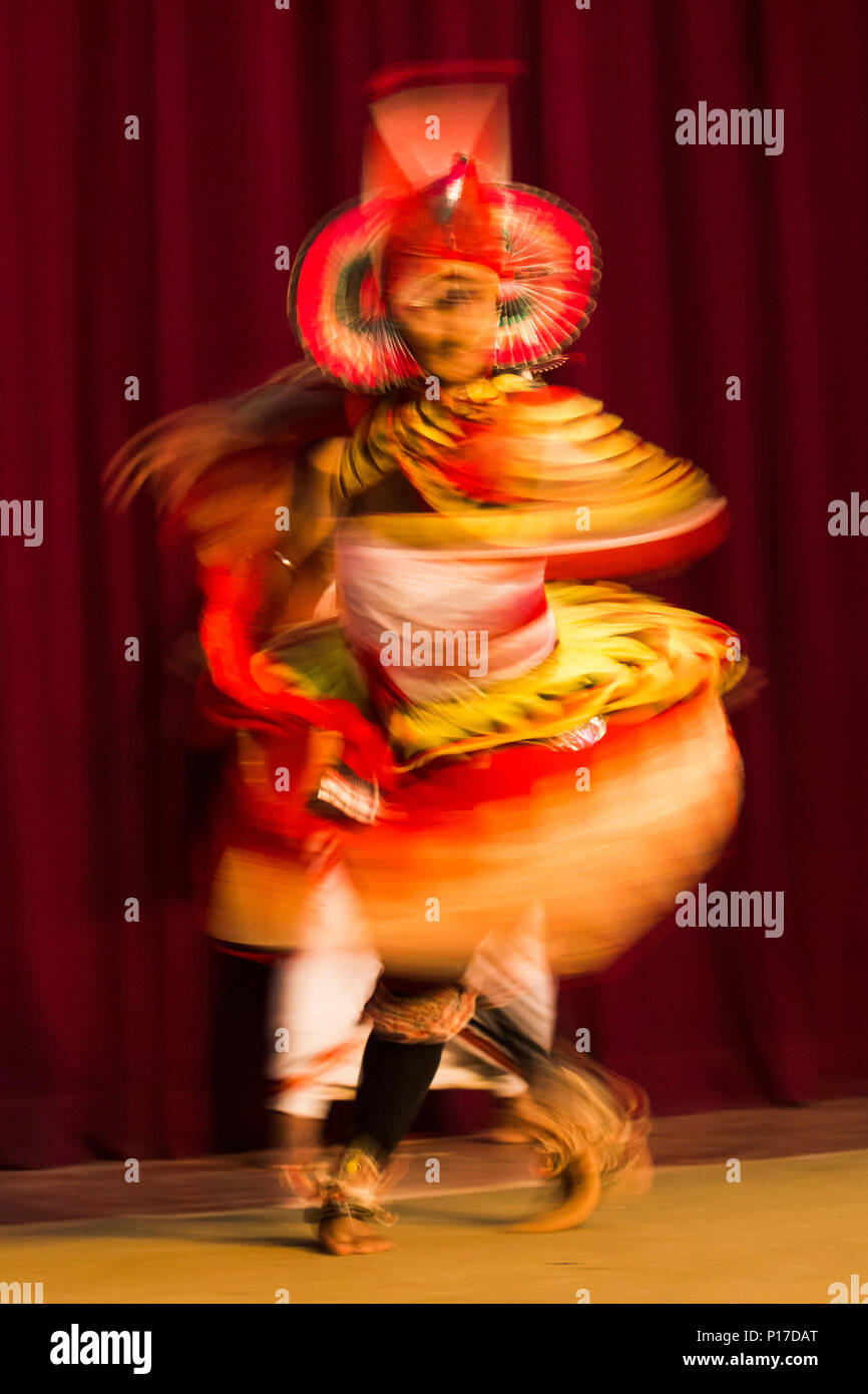 Sri lanka kandy kandyan dancing immagini e fotografie stock ad alta risoluzione - Alamy