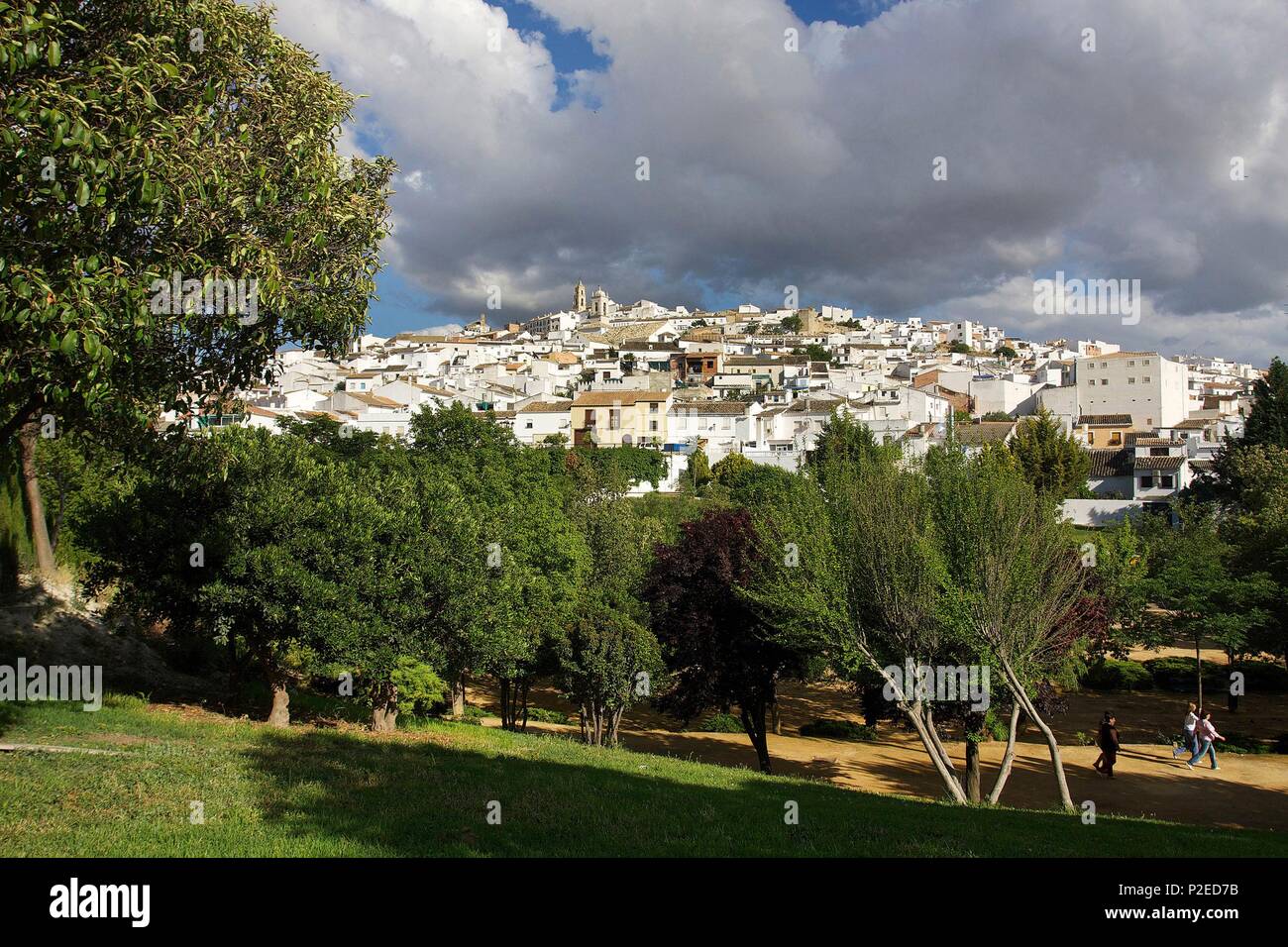 Spagna, Andalusia, Baena, vista generale del villaggio bianco di Baena ...