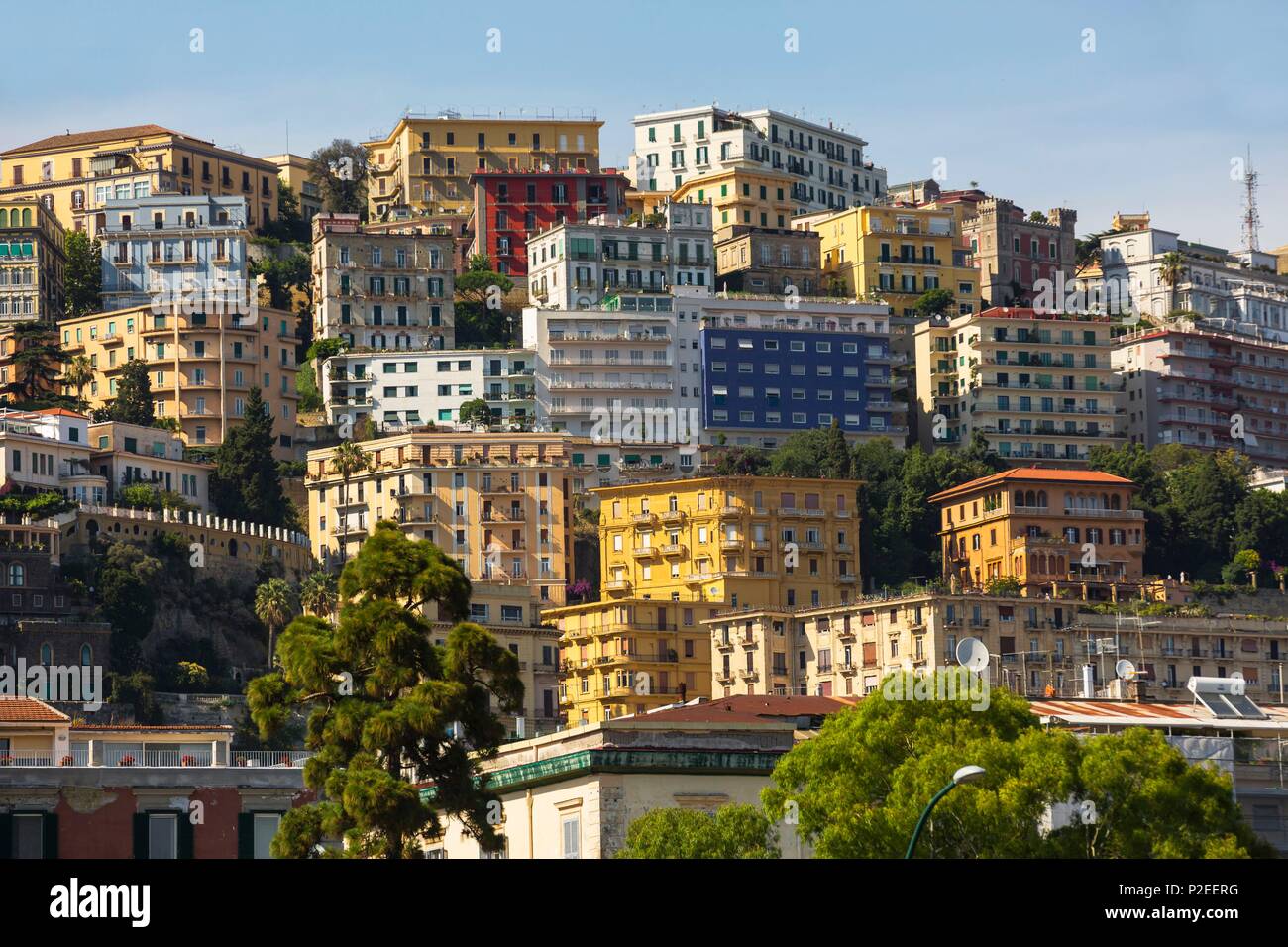 Quartiere vomero immagini e fotografie stock ad alta risoluzione - Alamy