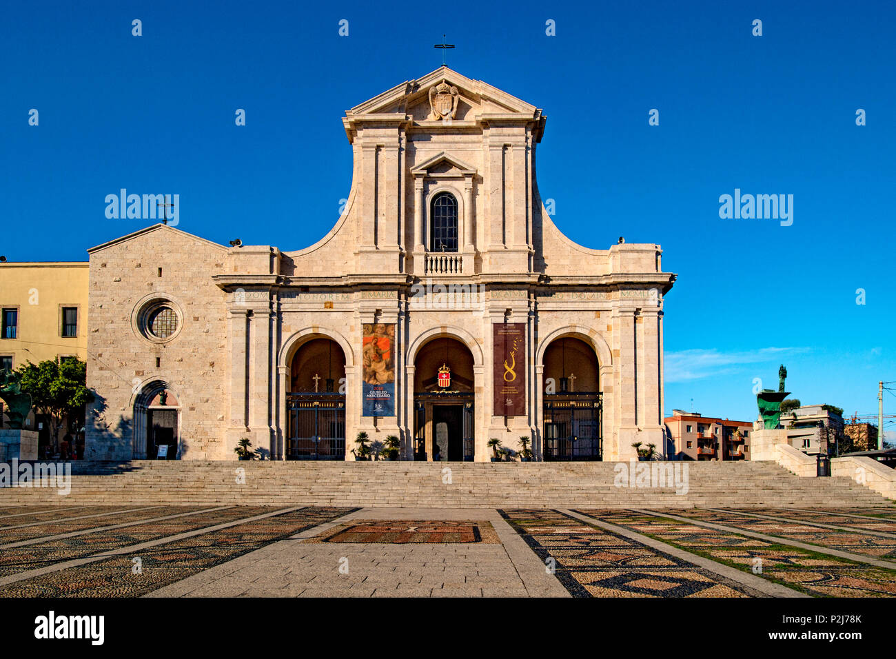 Santuario e basilica di bonaria immagini e fotografie stock ad alta ...