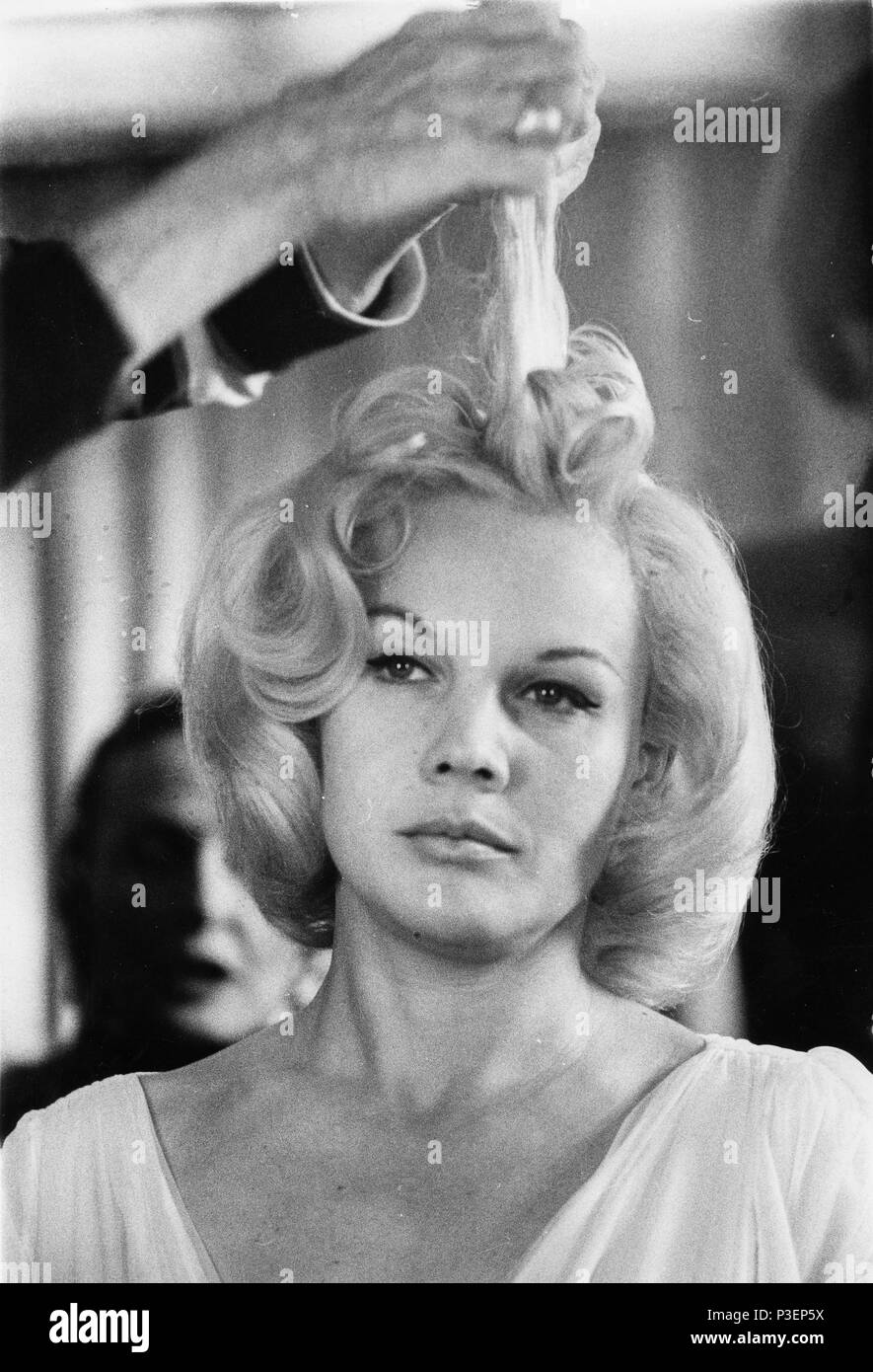 Carroll baker immagini e fotografie stock ad alta risoluzione - Alamy