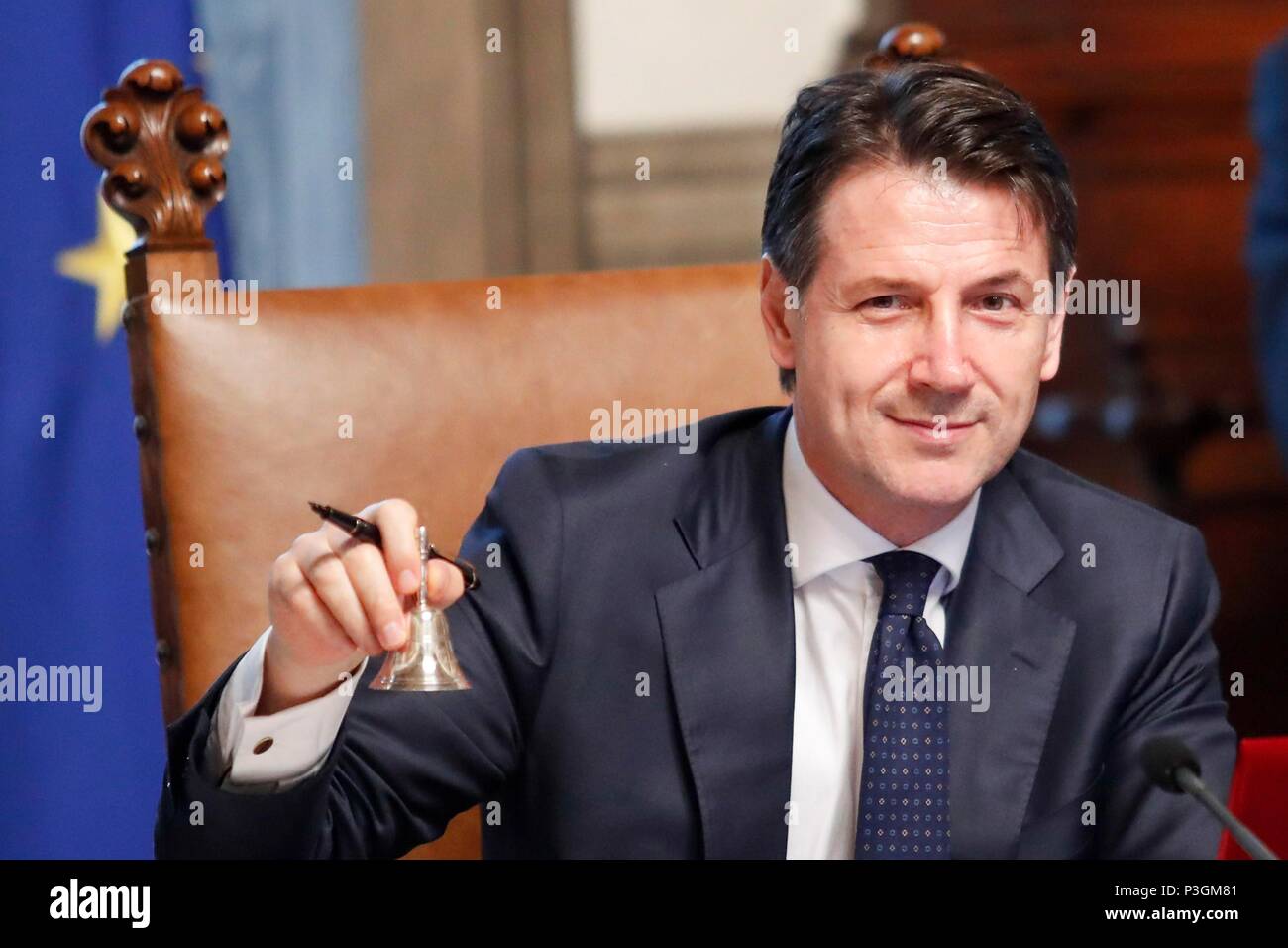 Premier Conte Giuseppe Immagini e Fotos Stock - Alamy